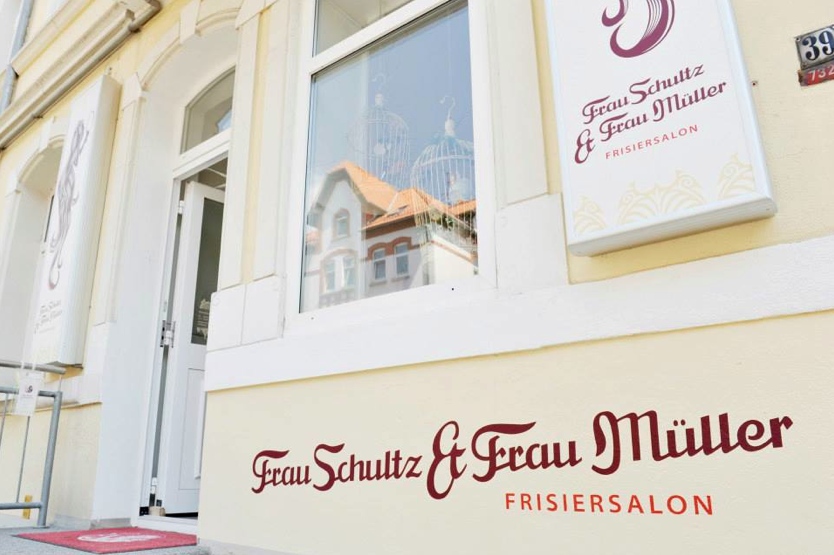 Frau Schultz + Frau Müller | Mädchenkollektiv